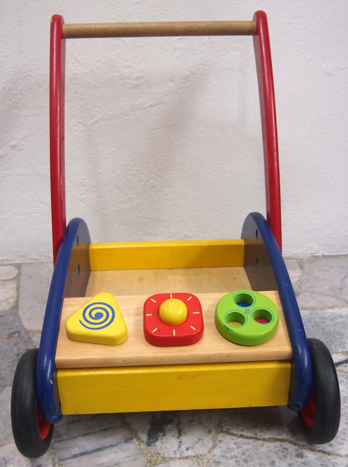JuaiMurah: Wooden Push Wagon