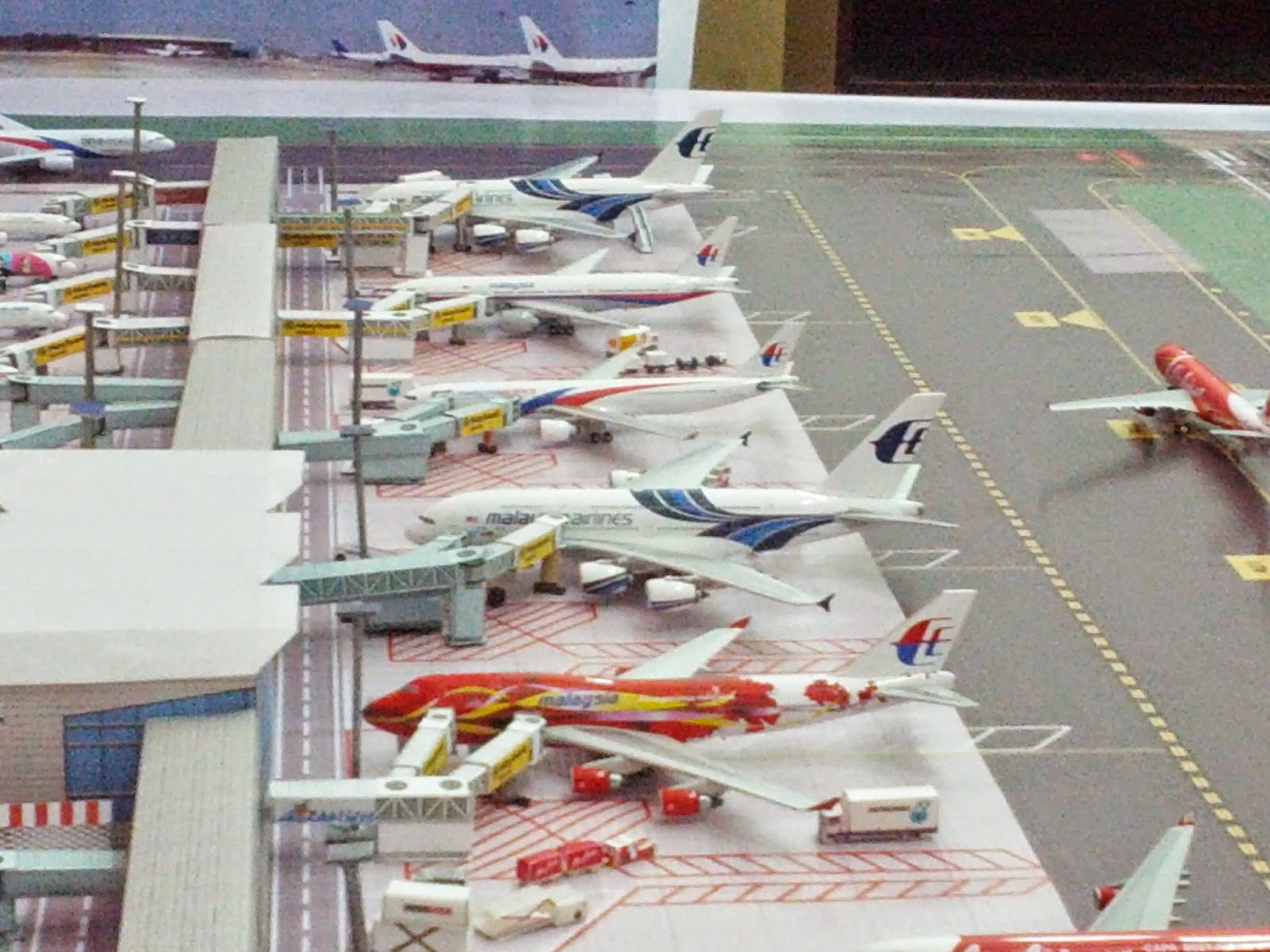 Model Airplane - Diorama - Model Airport - GSE : My Airport Galery