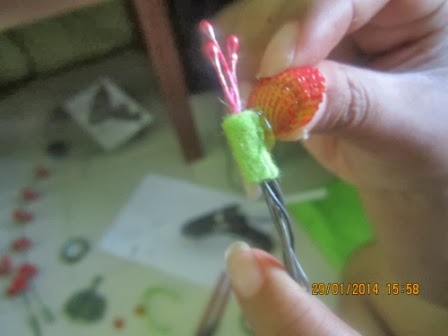 santiasmara1977@gmail.com: Bunga Dari Cangkang Kerang (Tudai/Tude)