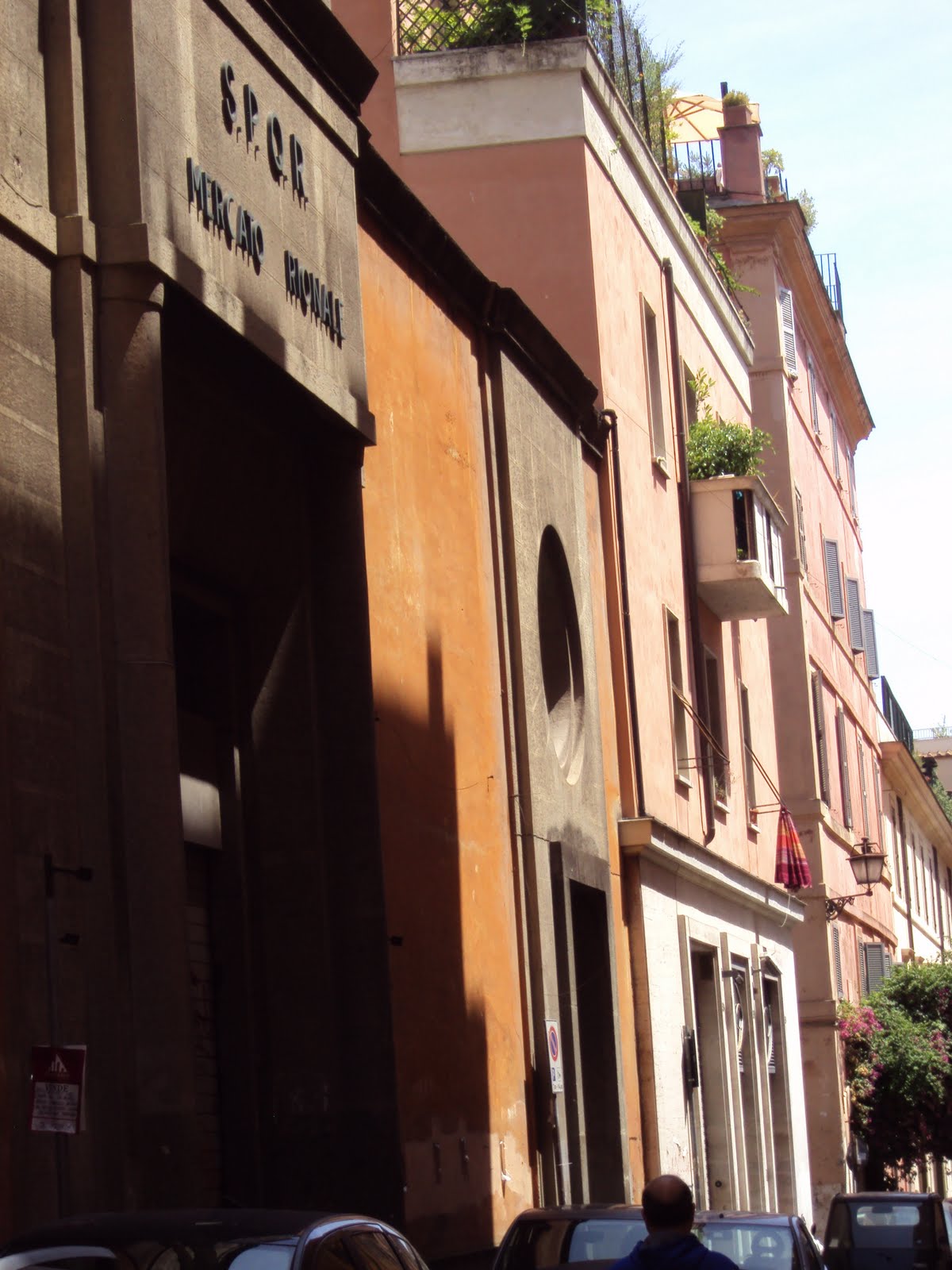 A Daily Dose of Rome: Julius Caesar and the Subura