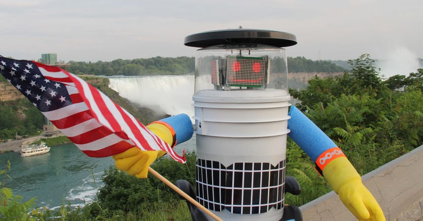 Jared Unzipped: What Does The Destruction of hitchBot Say About America?