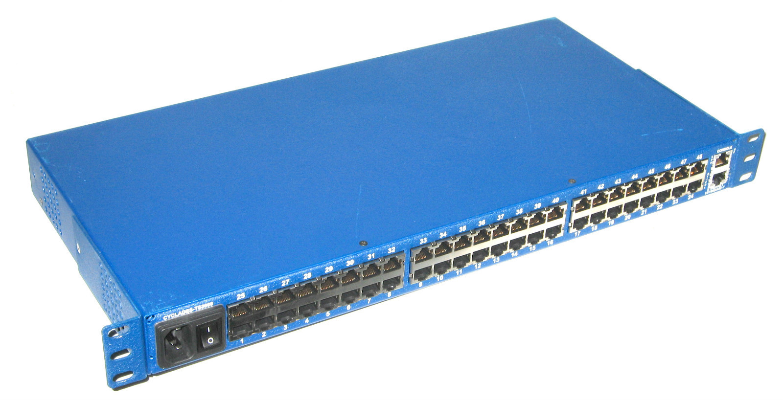 CCNP or BUST : Avocent Cyclades for Terminal, access servers