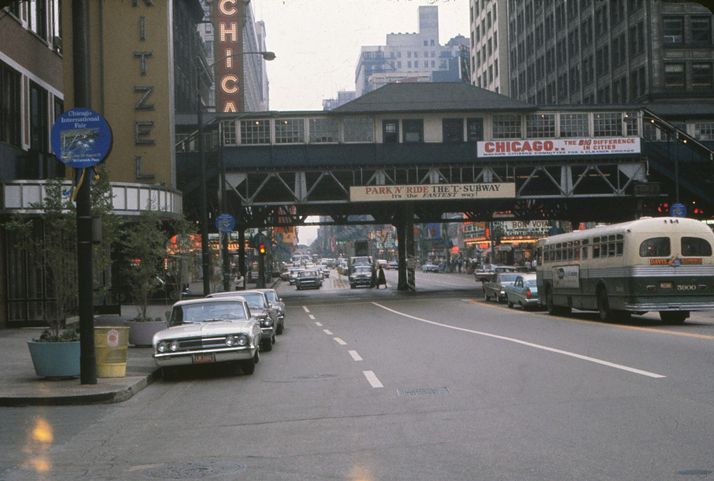 38 Wonderful Color Slides Capture Everyday Life of Chicago in the 1960s ...