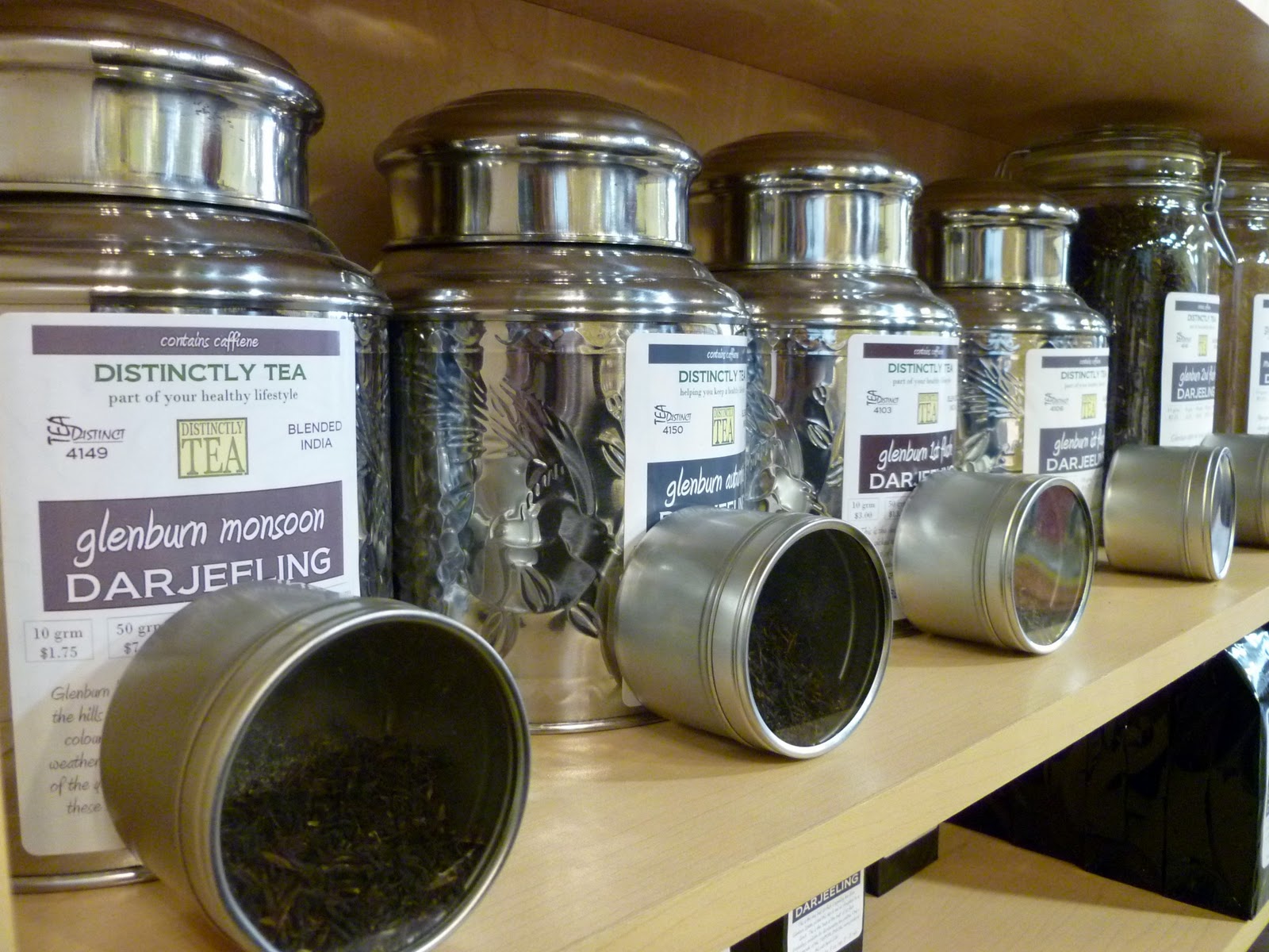 Sense and Simplicity: Distinctly Charmed by Distinctly Tea