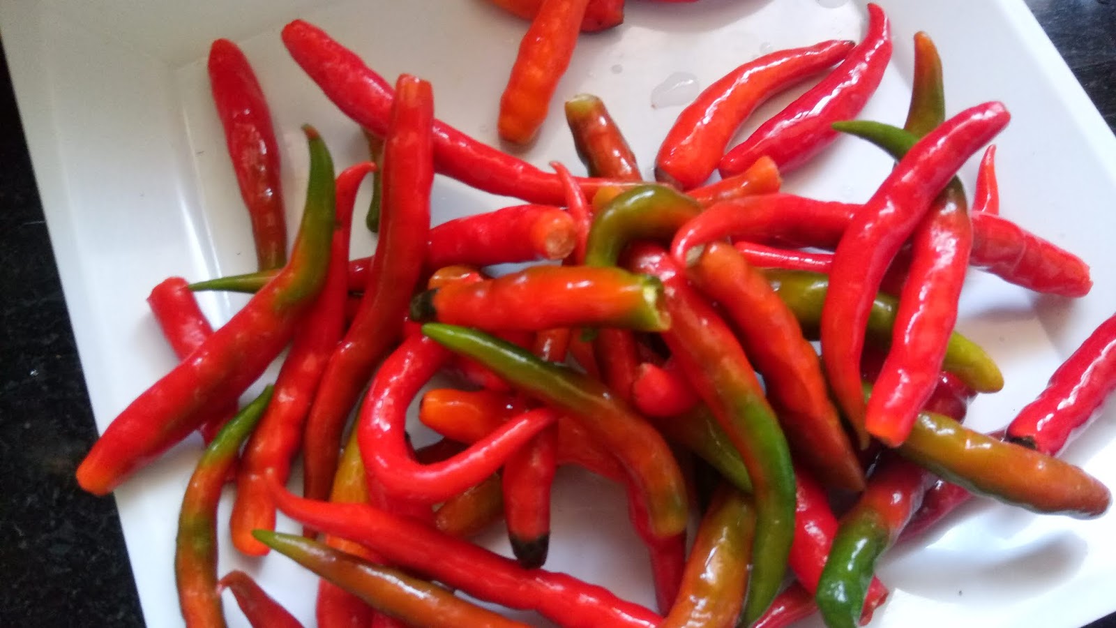 kalpana’s la cucina..... spice 4 all seasons: VARHADI THECHA