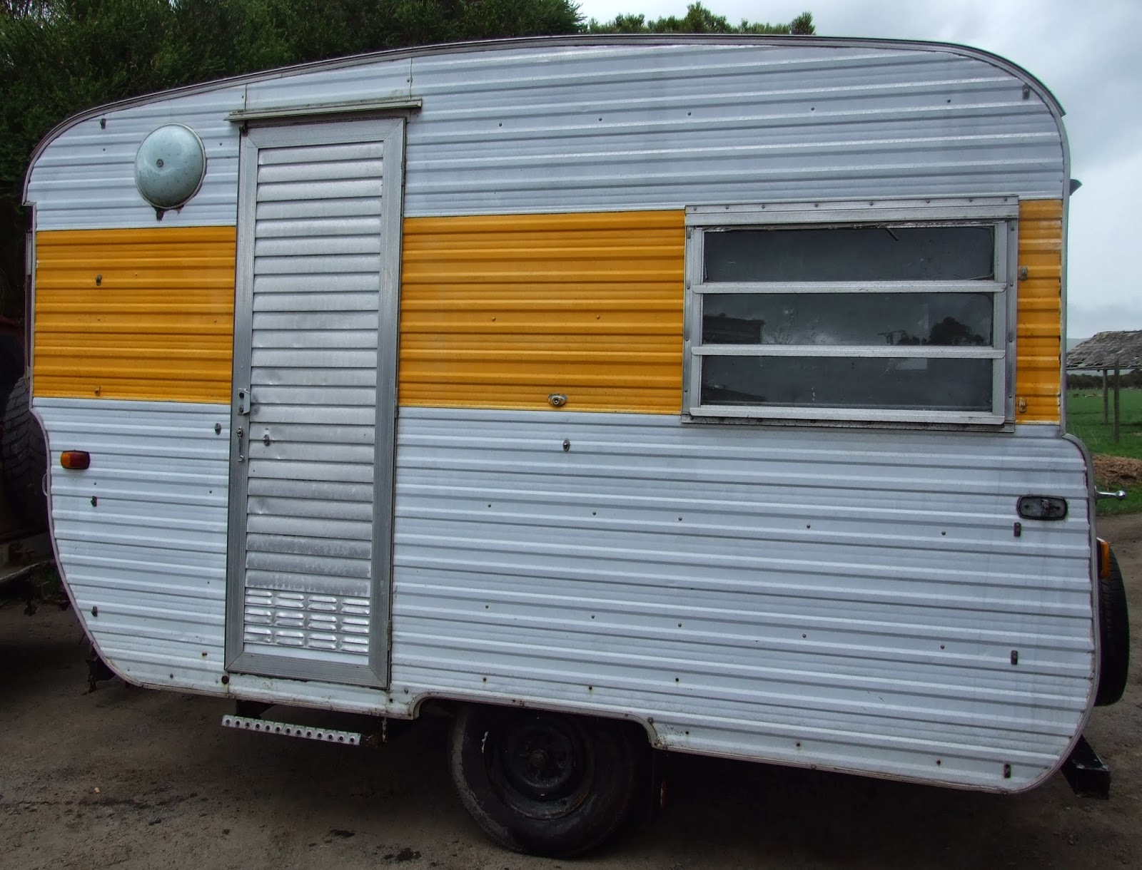 Gipsy on the Grid - Vintage Caravan Living: Cocovan is bought, born and ...