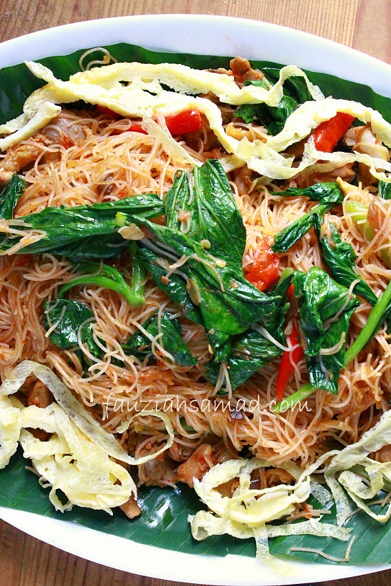 Kjee dibesarkan dengan Mihun Siam yang arwah bonda panggil Mi Siam ...