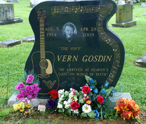 George Jones Gravesite Photos