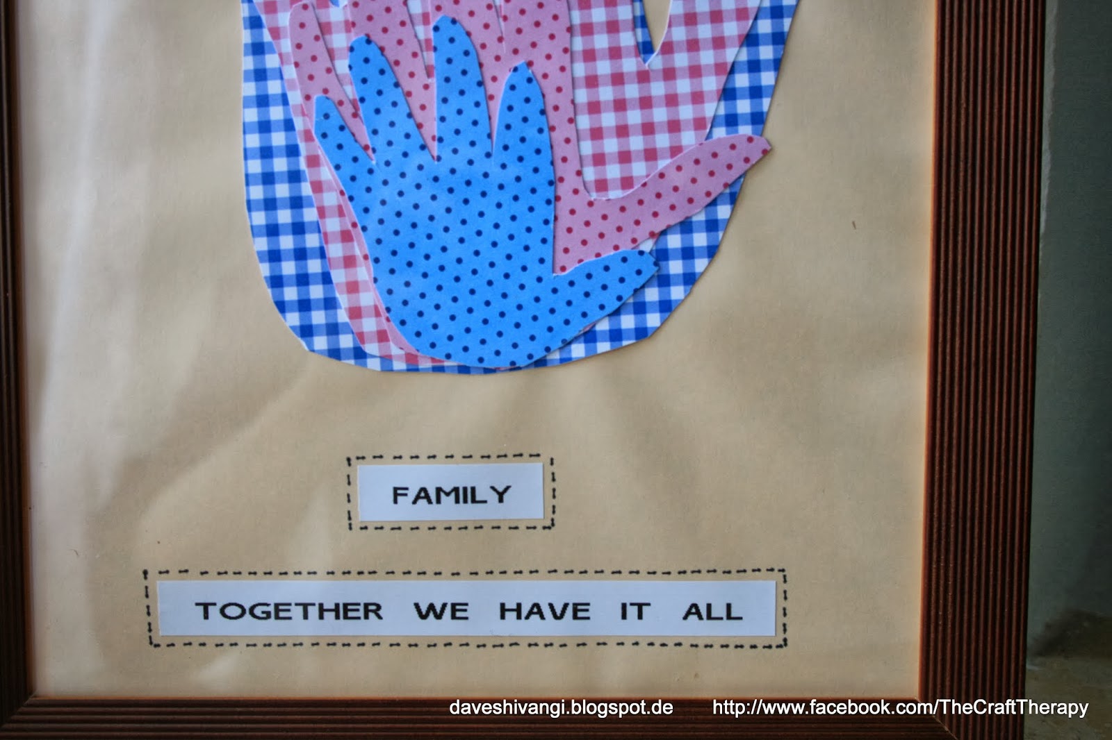 The Craft Therapy: Family Handprints