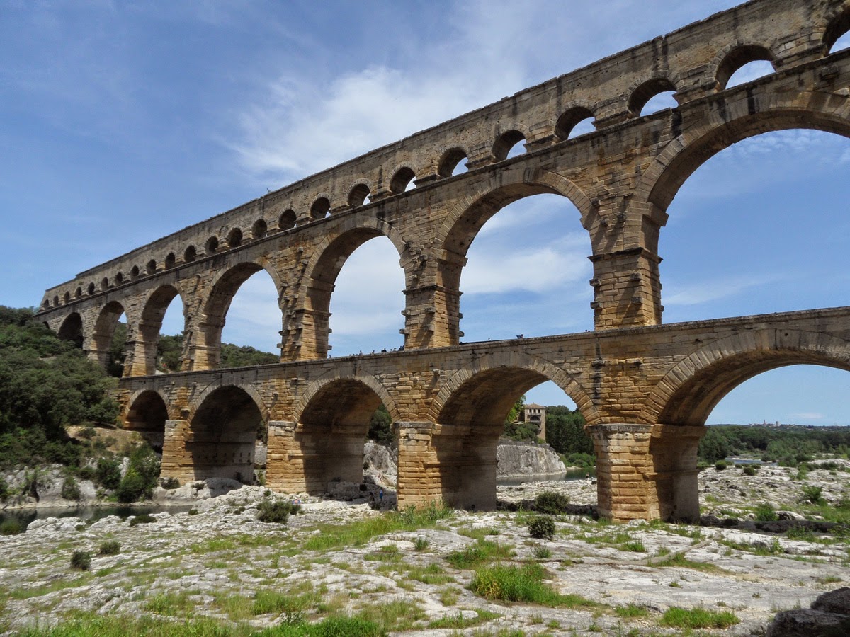 The Happy Pontist: French Bridges: 7. Pont du Gard