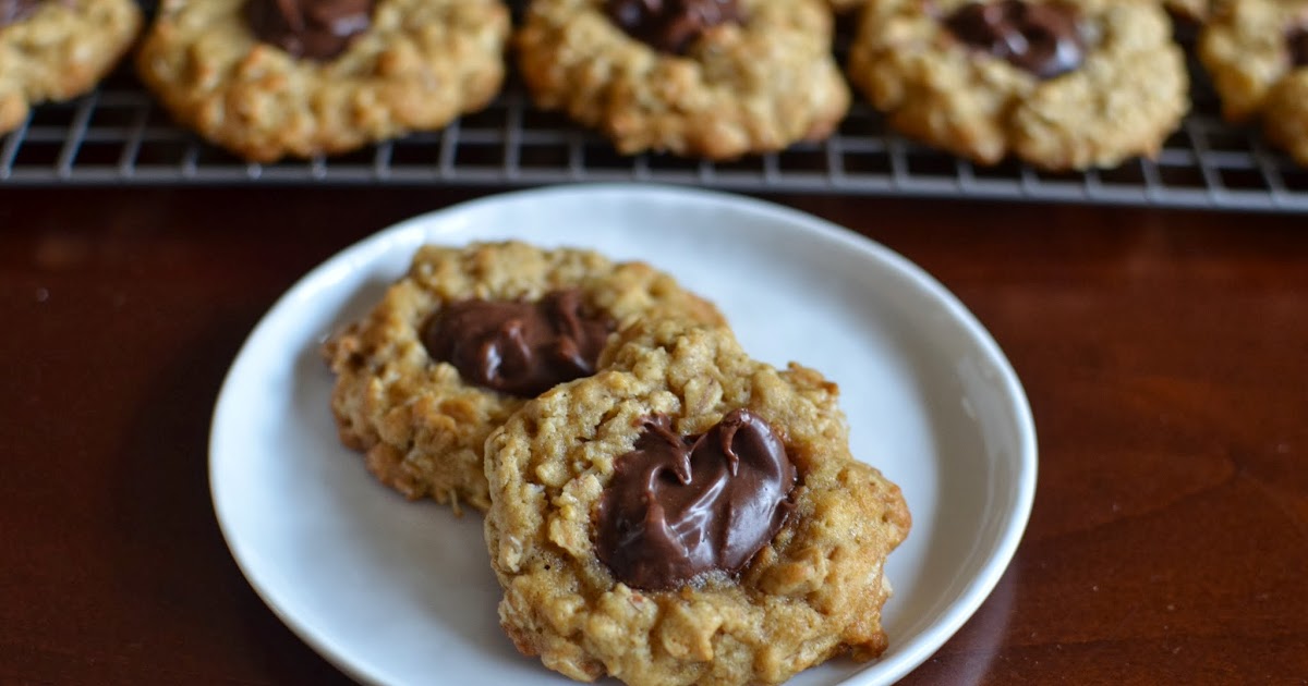 Playing with Flour: Fudge oatmeal cookies
