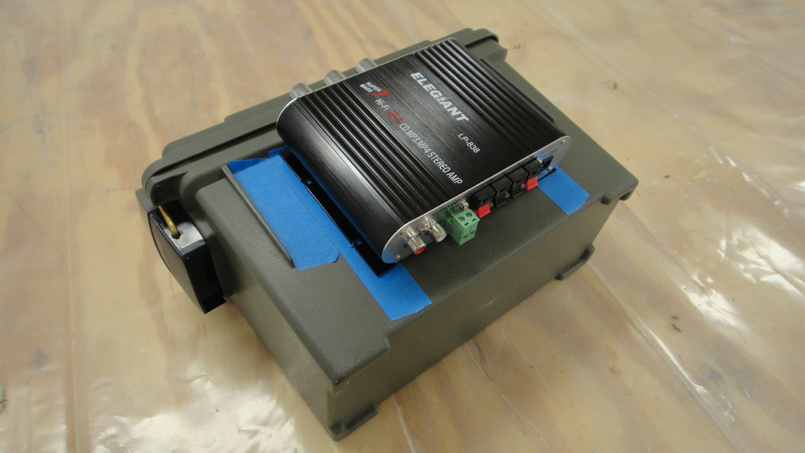 The Tinkers Workshop: Mini Boom Box Project!