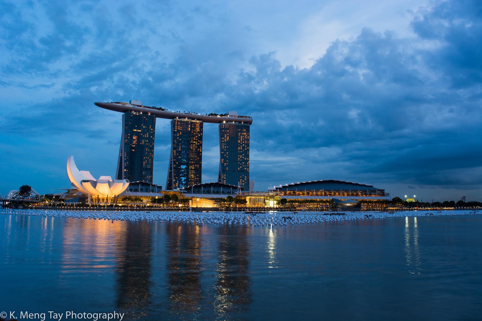 Meng's Travels: Night Scenes Around Marina Bay