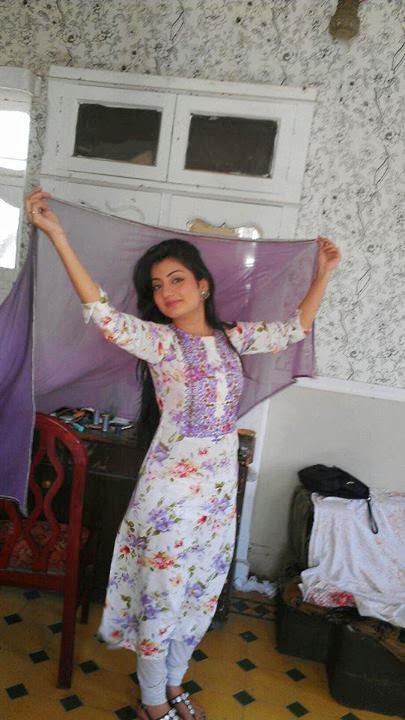 43 Beautiful Uroosa Qureshi Pictures