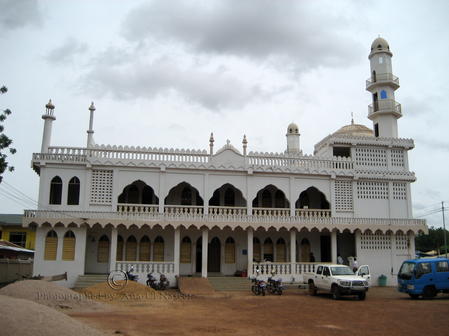 Ahmadiyya Buildings & Structures: Ahmadiyya Muslim Mosque Tamale Ghana
