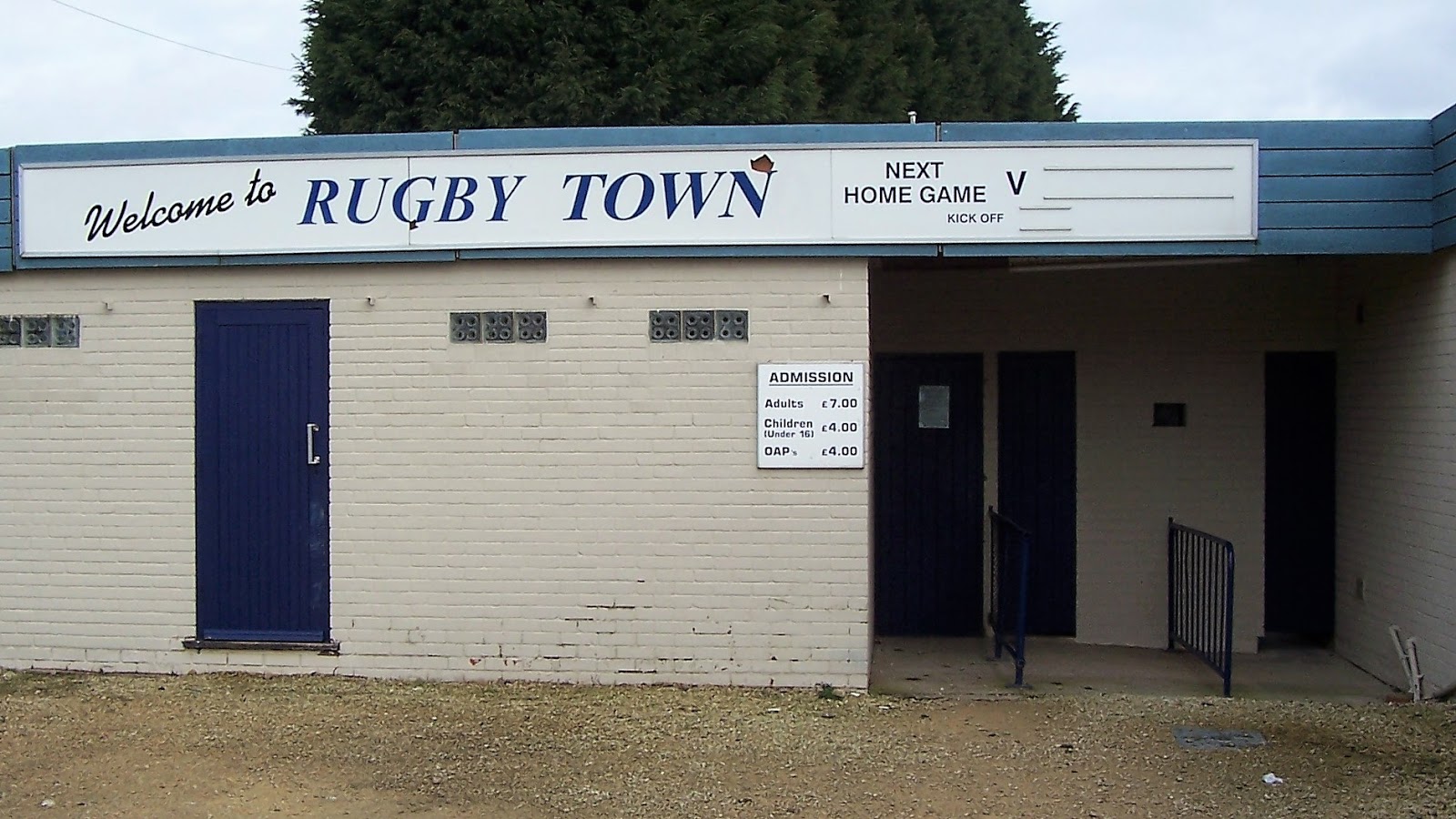 The Wycombe Wanderer: Rugby Town - Butlin Road