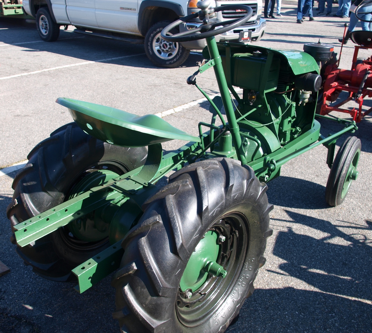 The Iron Mule: Shaw Du-All Model N 8 Garden Tractor