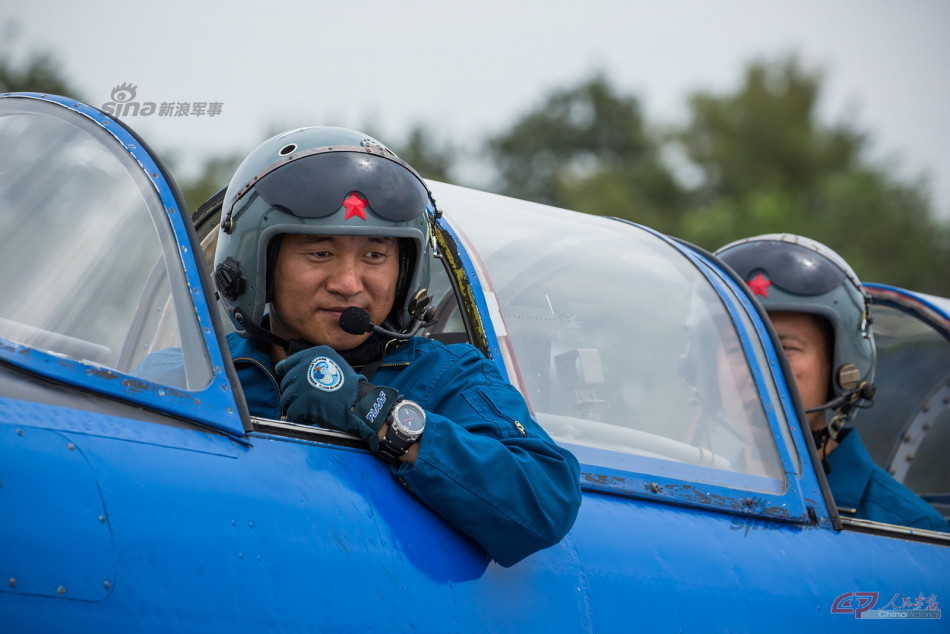 Asian Defence News: PLAAF parade training for young pilots