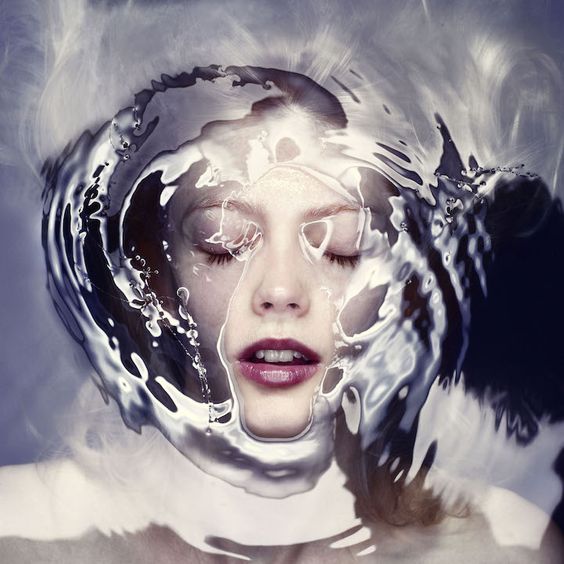 Exposing Life: Inquebrantable; Unbent, unbowed, unbroken