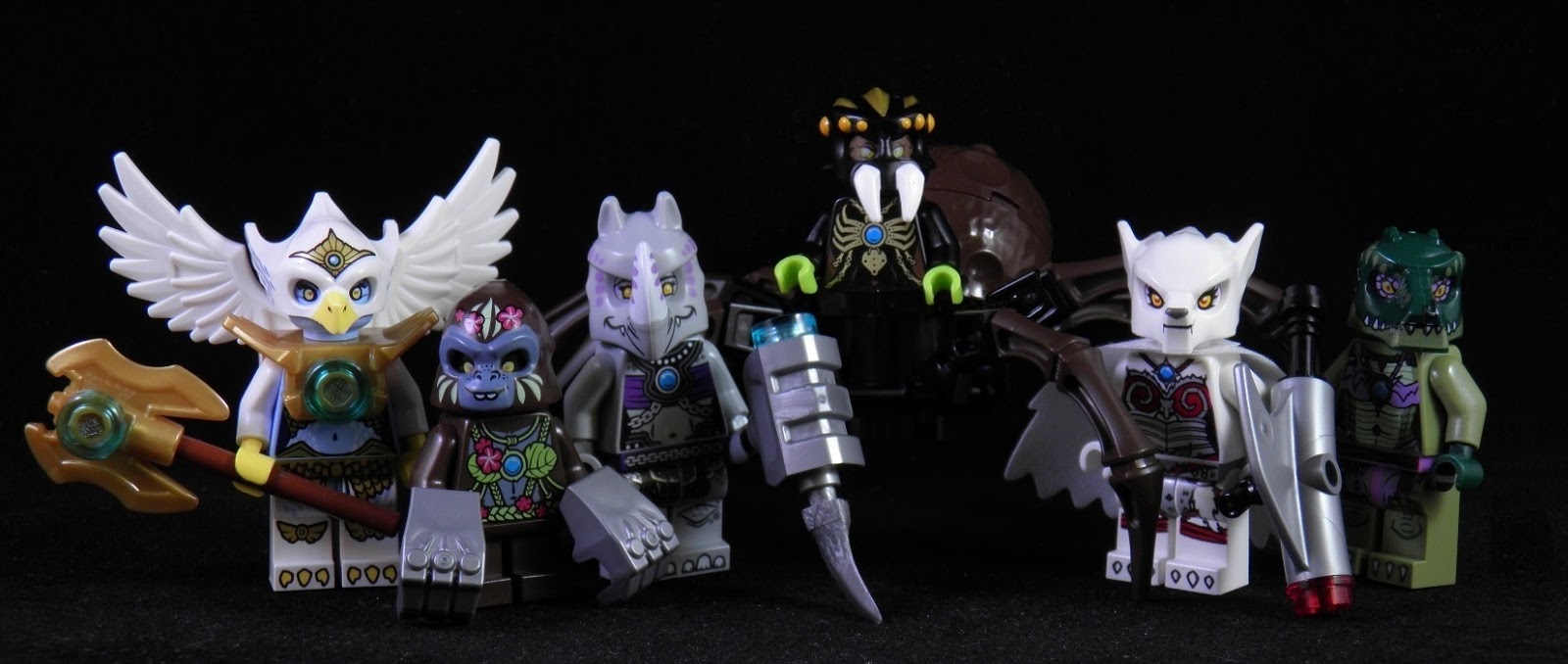 She's Fantastic: The Girls of LEGO CHIMA!