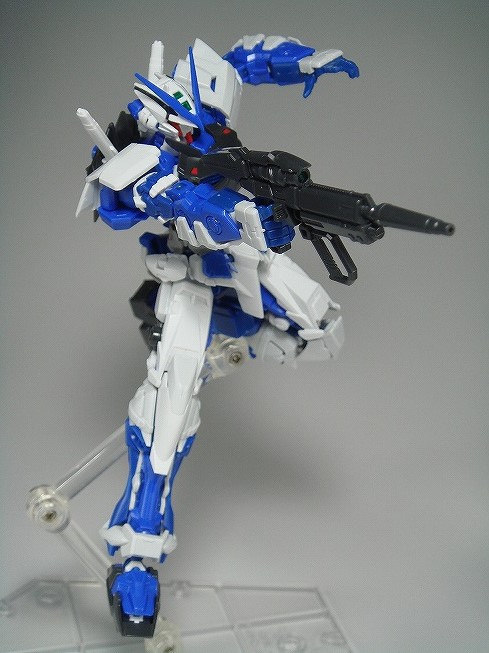 Review: P-Bandai: RG 1/144 Gundam Astray Blue Frame by WOLT