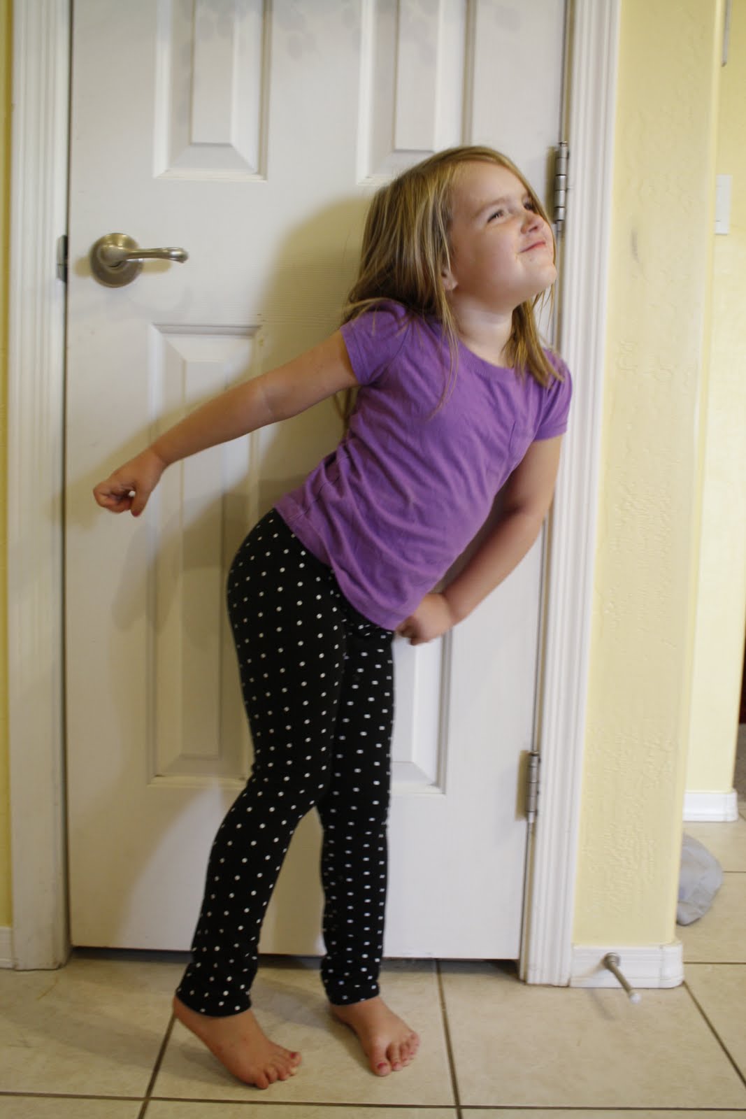 Little Girl Tight Leggings at Sienna Kraegen blog