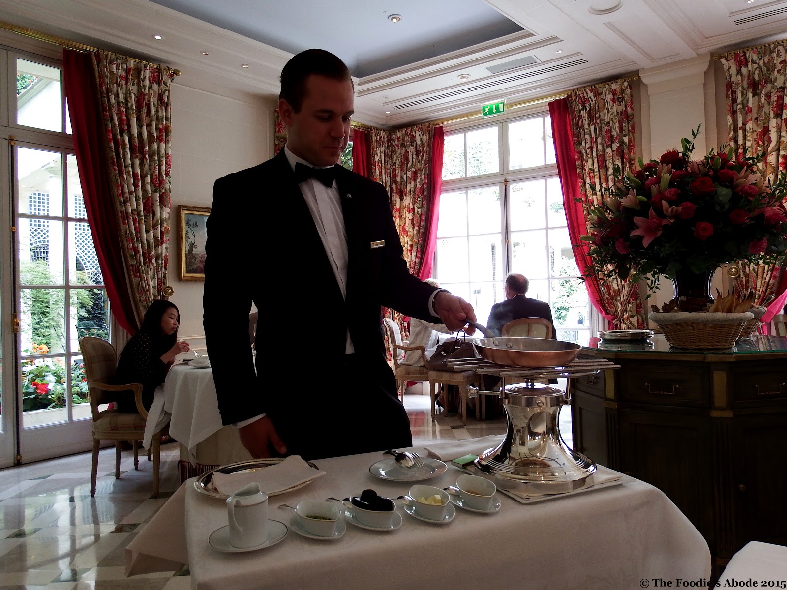 The Foodie's Abode: Lunch (tasting menu) at Epicure, Paris