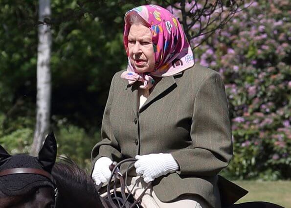 Two new photos of Queen Elizabeth riding a pony have been released