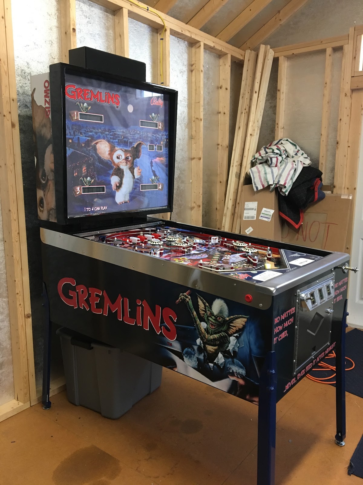 GameroomPinball.com: Custom Gremlins Pinball Machine