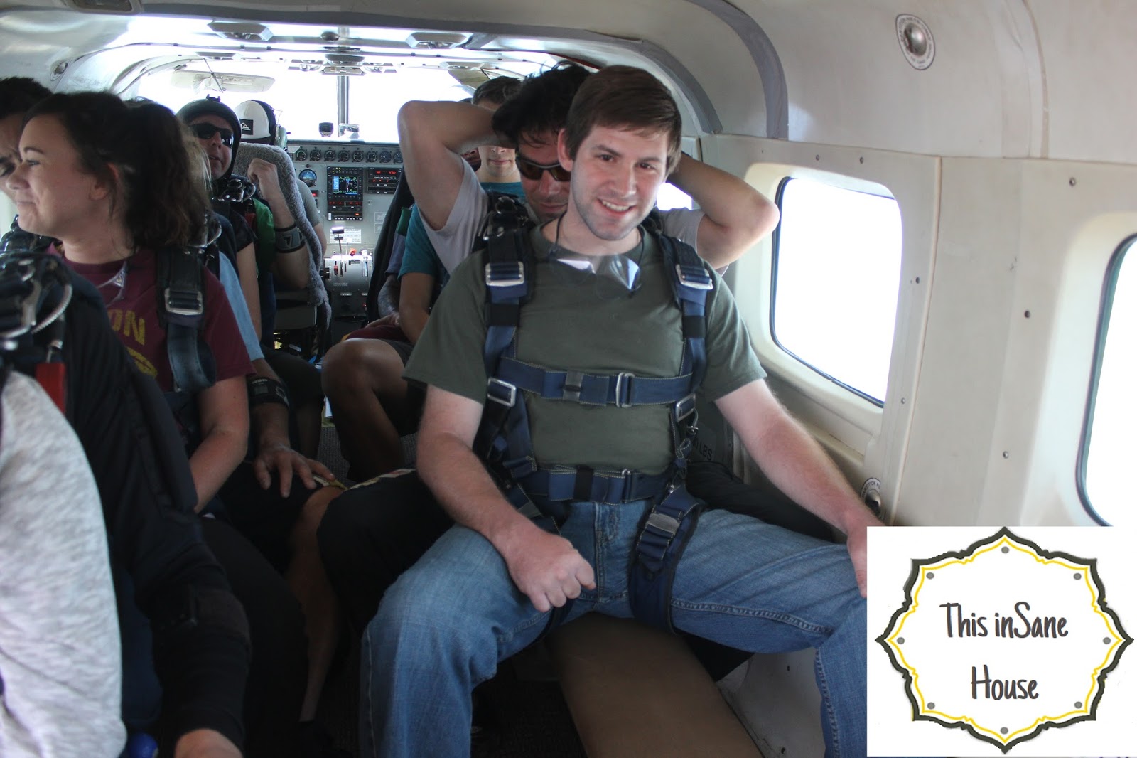 This inSane House: What to Expect When Skydiving