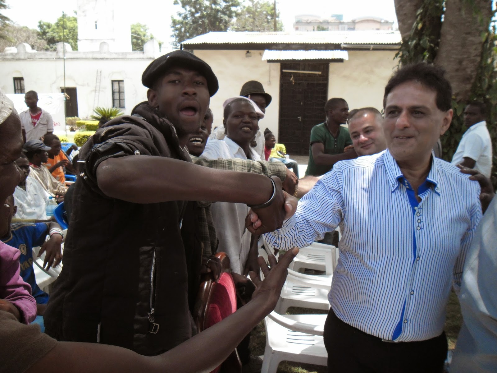 Rweyemamu info blog: WATOTO WANAOISHI MAZINGIRA MAGUMU " MITAANI "JIJI ...