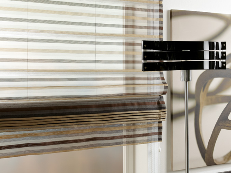 Design interior living casa cu storuri romane - Articole comunicate ...