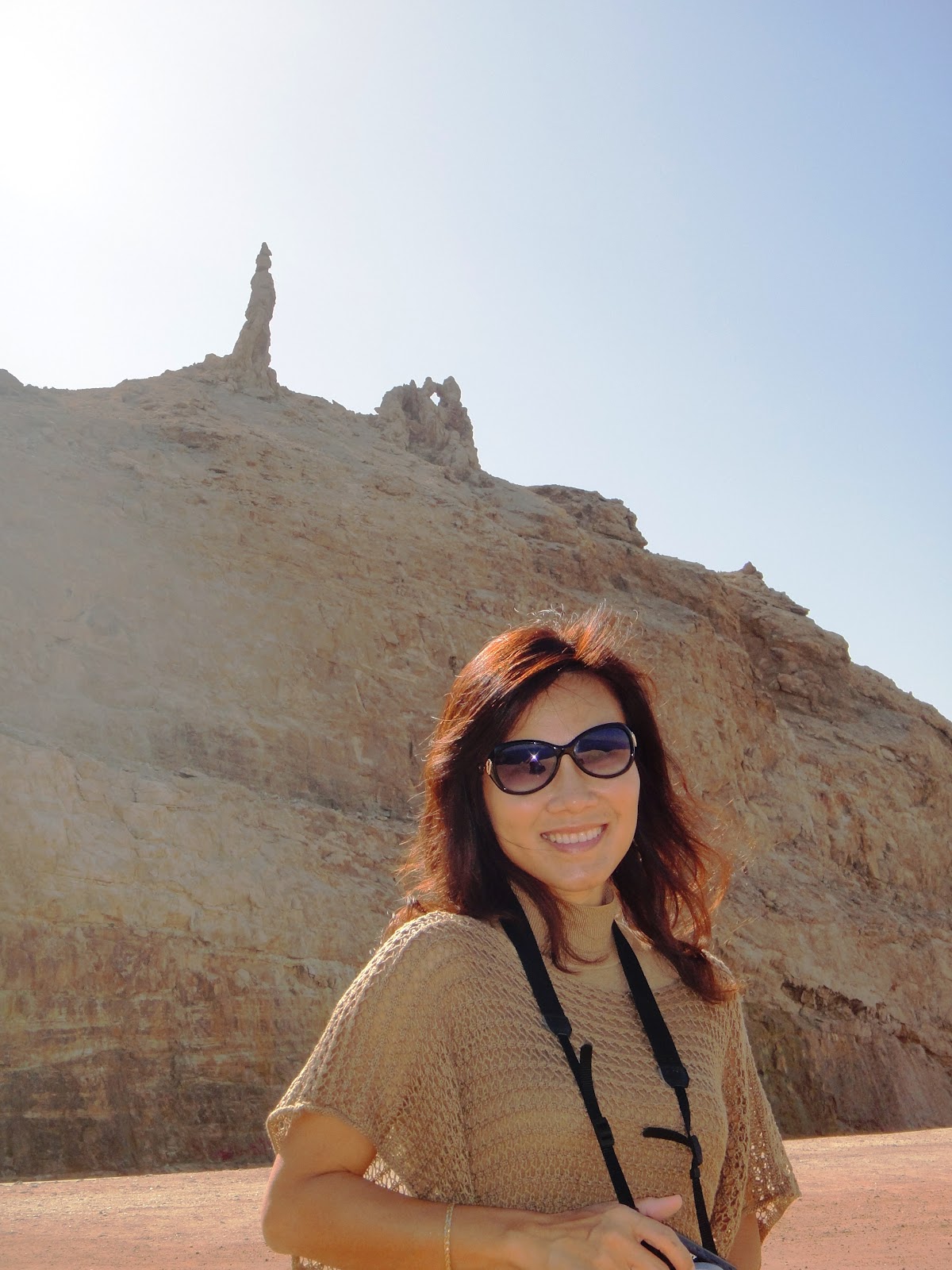 S L Song : Love to travel but hate the travelling: The Pillar of Salt