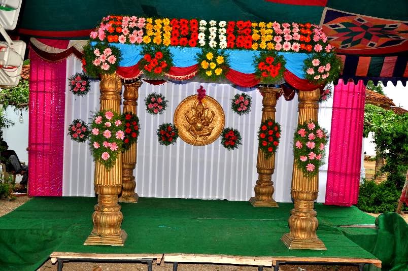MEHANDI DESIGNS WORLD: TELUGU TRADITIONAL PELLI PANDHIRI - FLOWERS ...