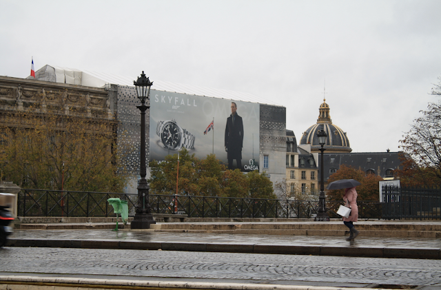 SKYFALL: Synergy on a Paris billboard...and RELEASE DATES