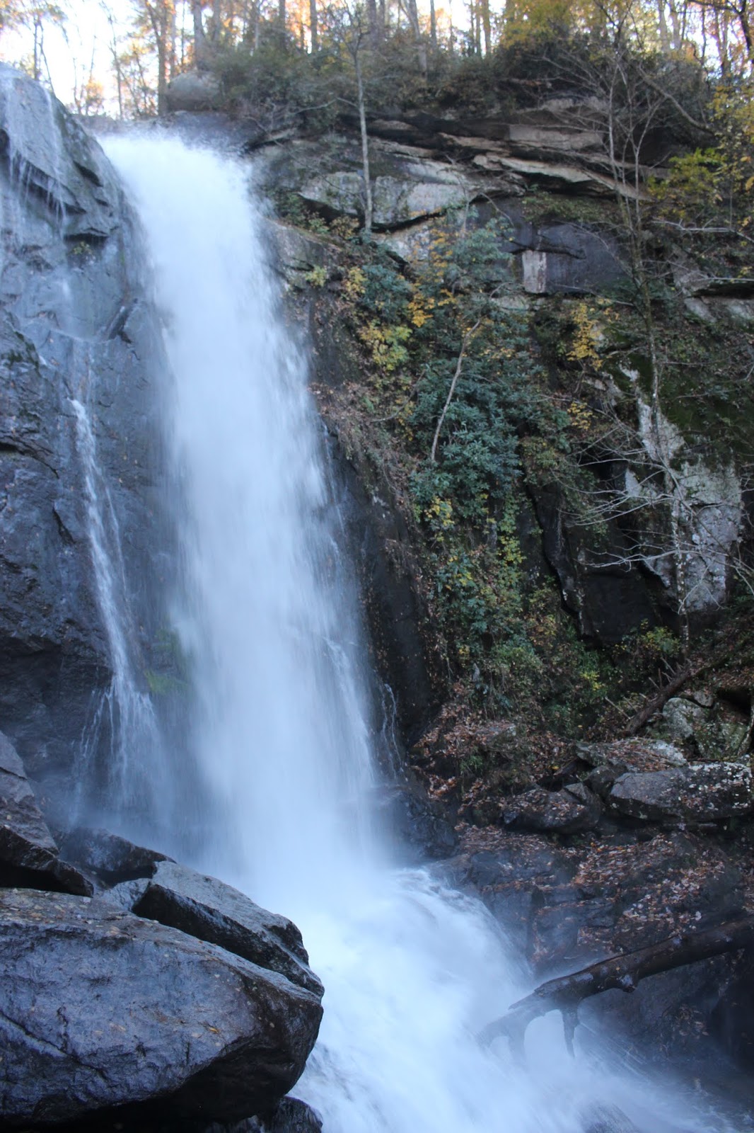 Cumberland Gal: Autumn Camping Trip--Finishing my CMC Waterfall 100