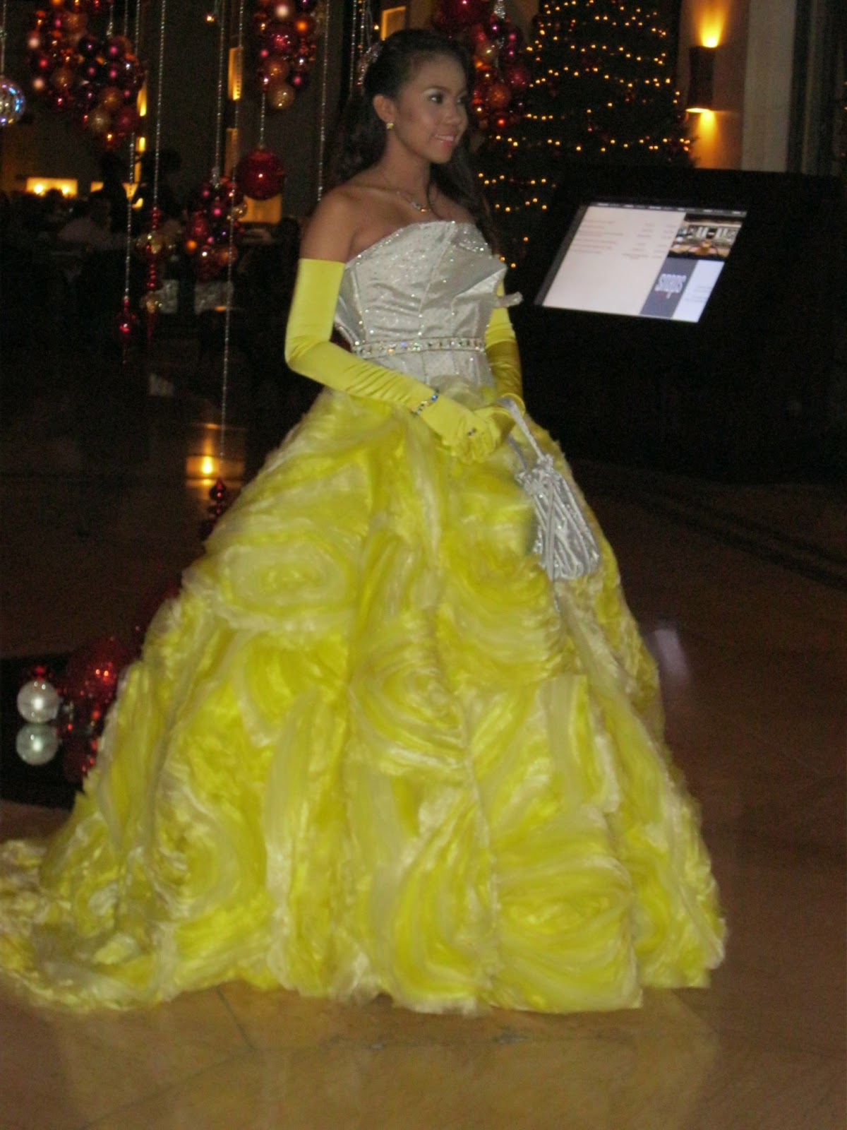Joel Bautista on Weddings et al: Yellow and Silver color for a ...