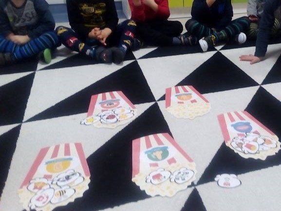 POPCORN DAY | Busy Bee