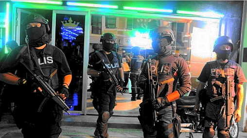 GENG 04 : Lagi Diberkas Di Kelab Malam!! - Belia Bangkit