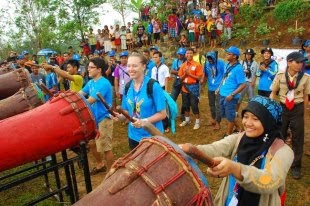 Pesona Rampak Bedug dan Tari Silat Khas Pandeglang Memperkenalkan Seni ...