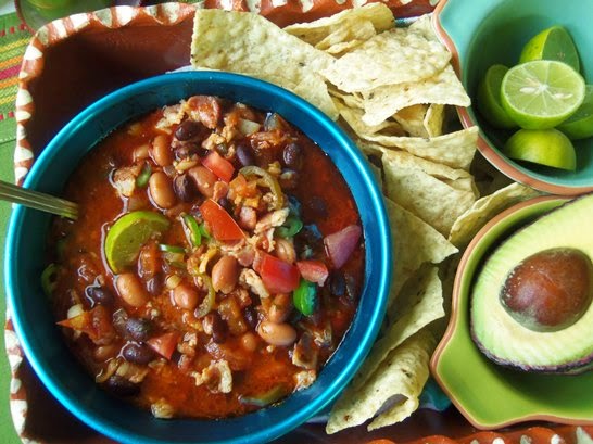Comida fácil: Frijoles colorados con carne de cerdo