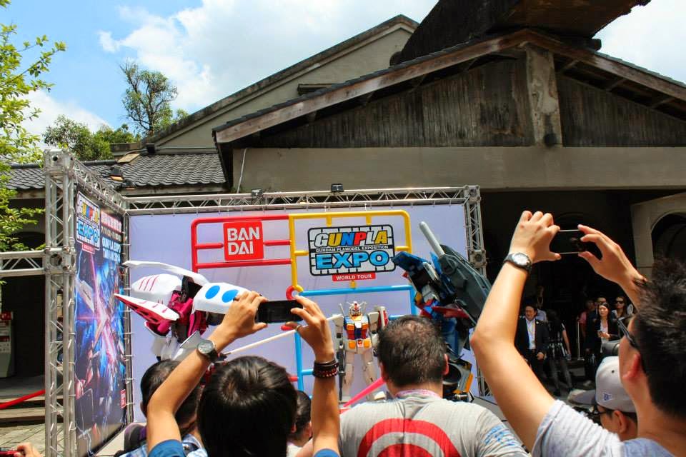 GUNDAM GUY: Gundam Cosplay: ZZ Gundam Vs. Qubeley @ Gunpla Expo (Taiwan ...