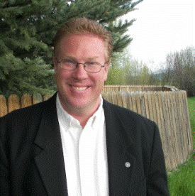 The Huckleberry Hiker: Sharing the Wild with Fellow Travelers