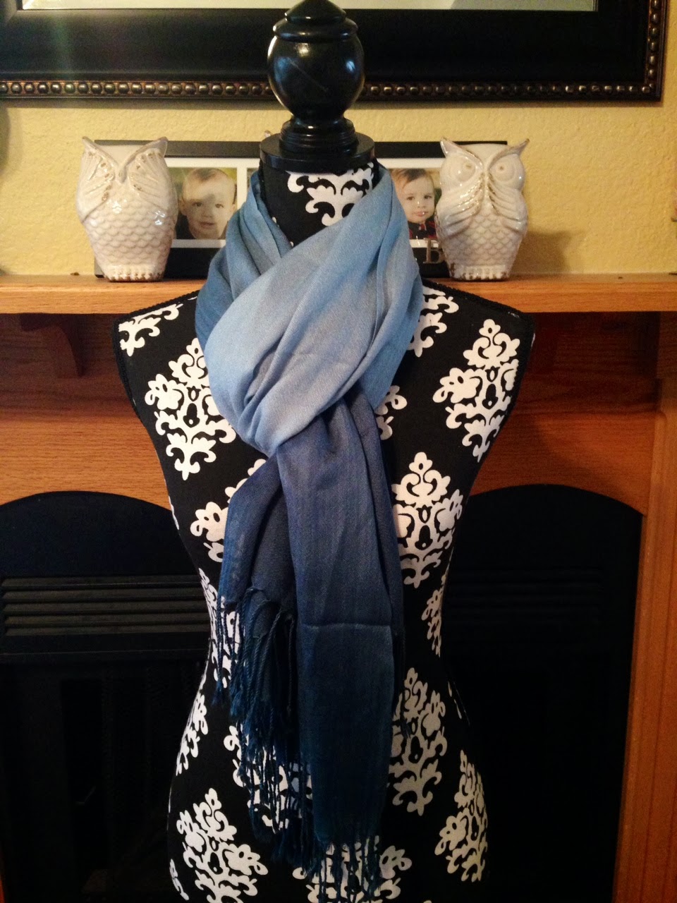 The Adventures of Maggie and Matilda: 25 ways to wear a scarf!