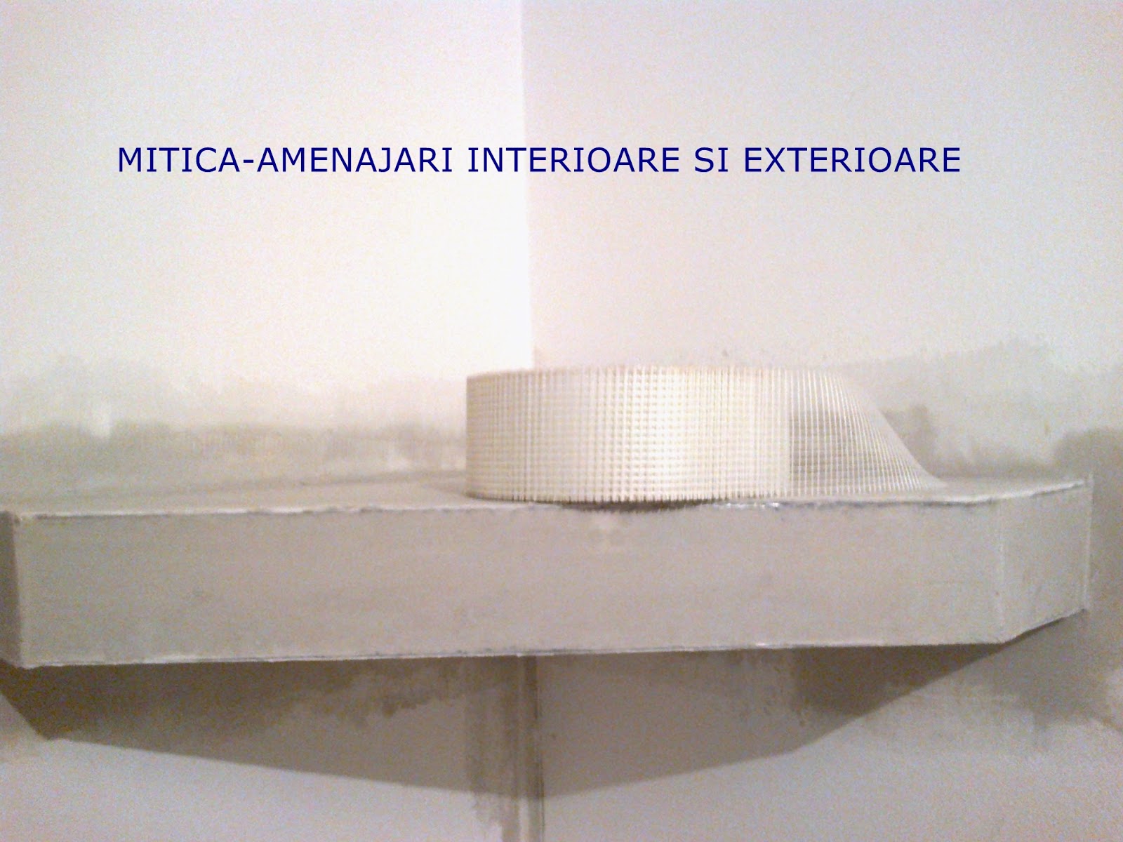 MITICA-AMENAJARI INTERIOARE SI EXTERIOARE: ETAJERE DIN RIGIPS PE COLT