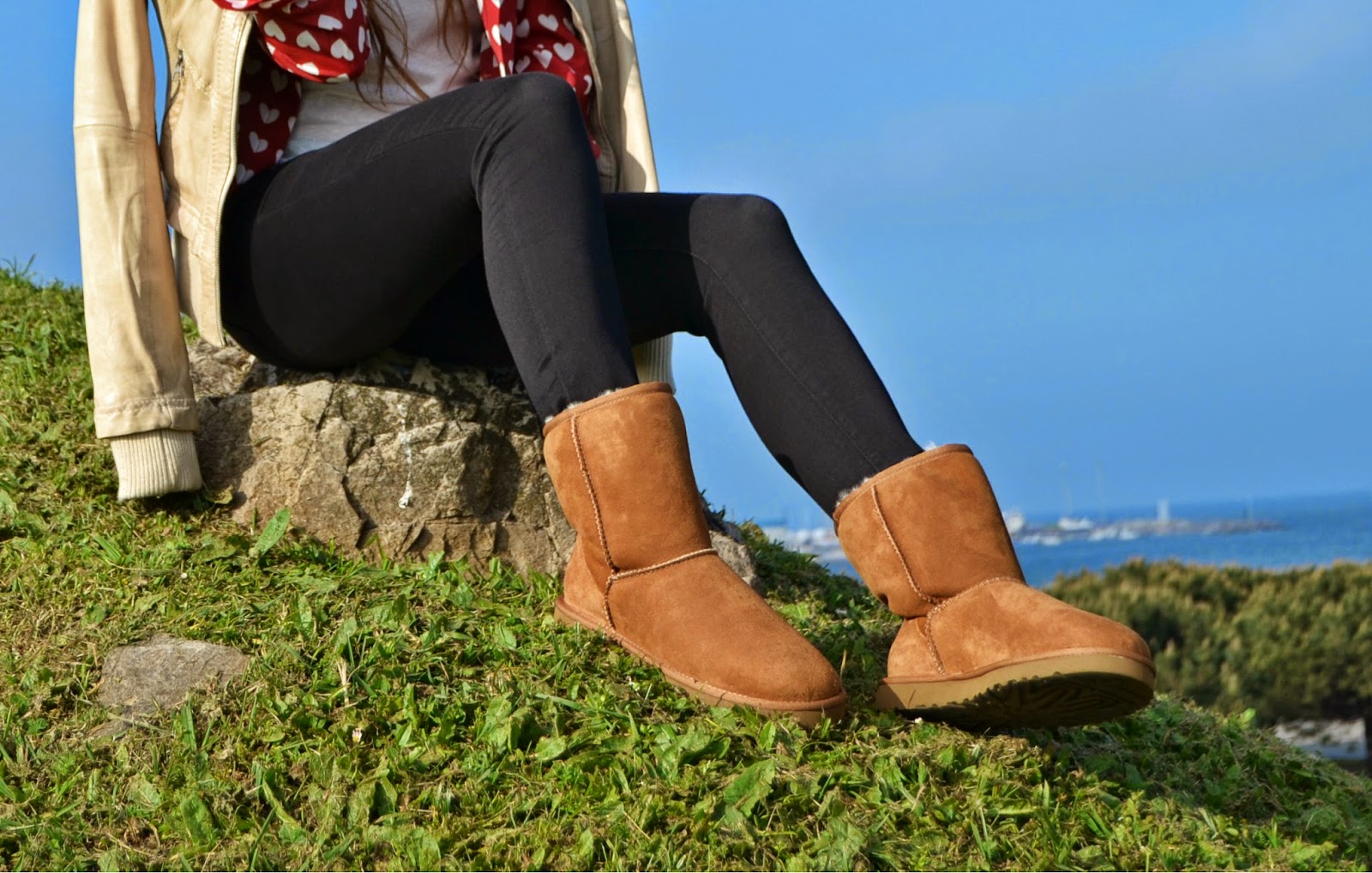 All Over Sequin Look Ugg Classic Short Chestnut