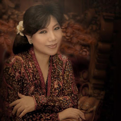 Biografi Anne Avantie - BIO & SEJARAH UPDATE