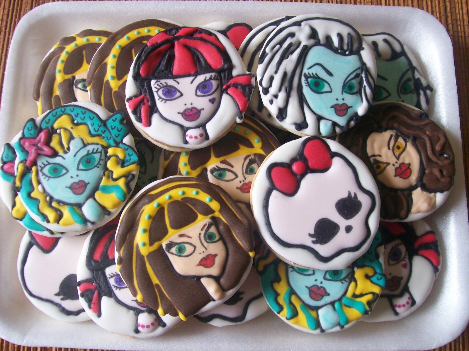 Dulces y Colores: Monster High