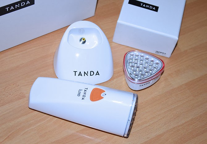 My Beauty Life: 對付暗瘡之重量級武器 - TANDA LED Clear+ 紅光 藍光 美容儀