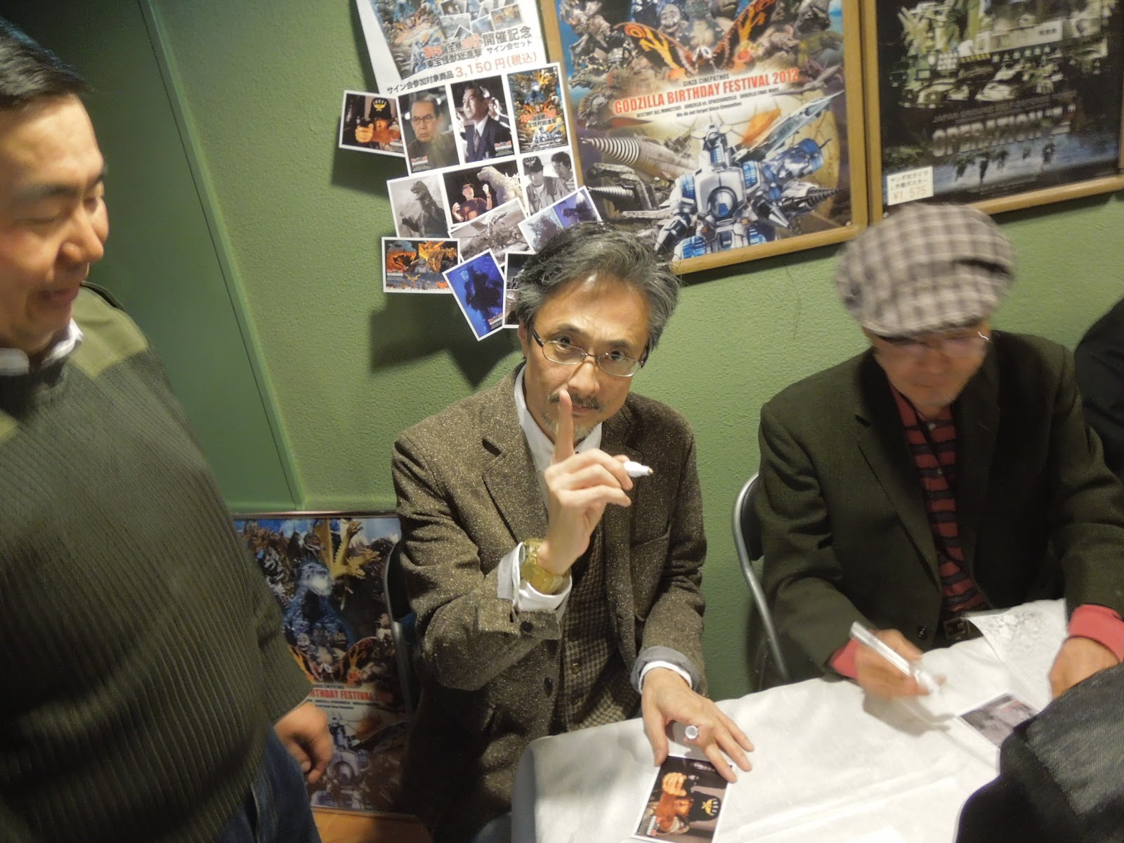 Sidelong Glances of a Pigeon Kicker: GODZILLA AT 58: Ginza Celebrates ...